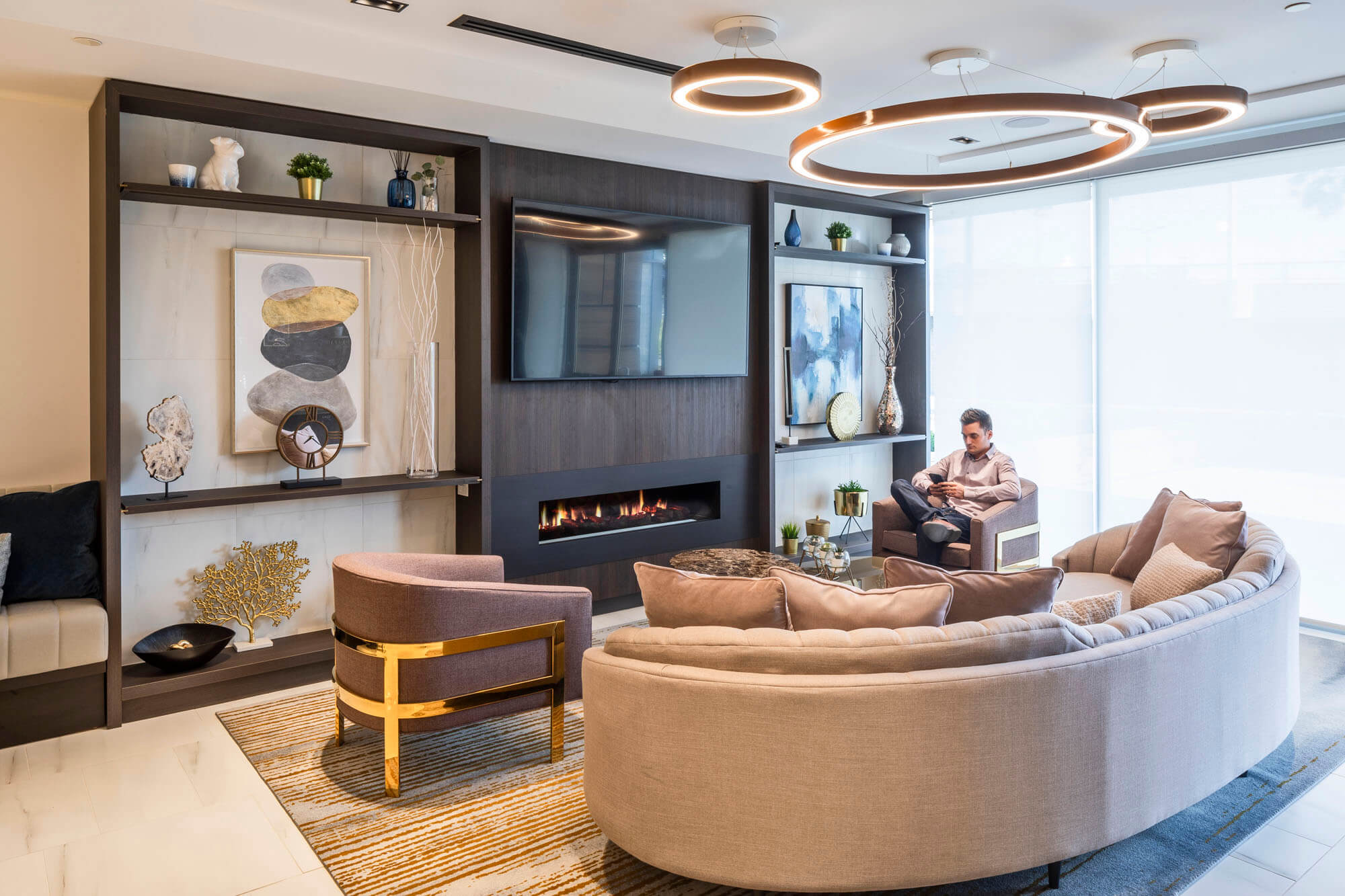 Dymon Storage - mform Construction Group